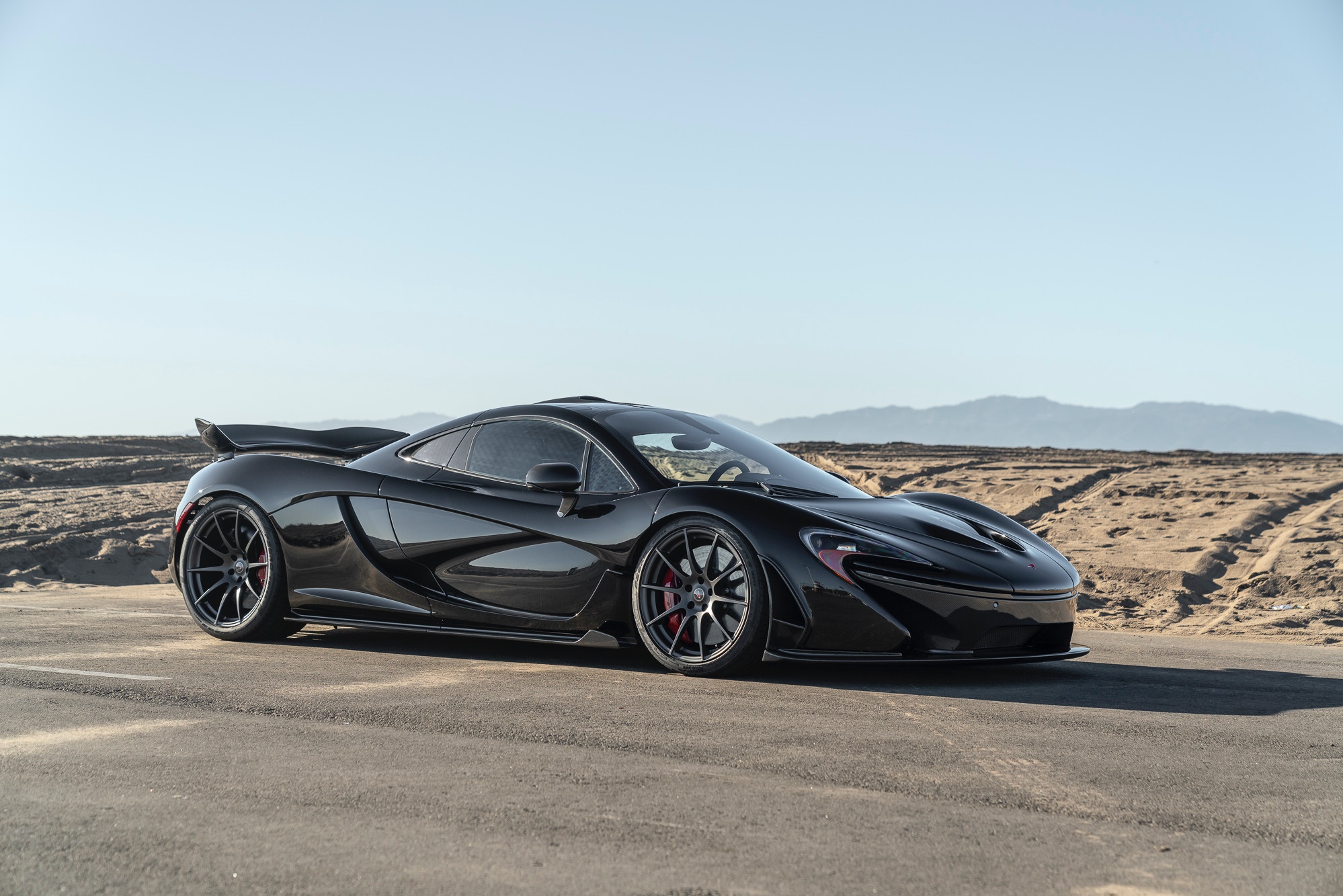 Live Out Your Billionaire Dreams With This 2015 McLaren P1 That Just ...