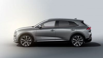 VinFast Unveils VF e35 And VF e36 Electric SUVs Coming To The U.S. Next ...