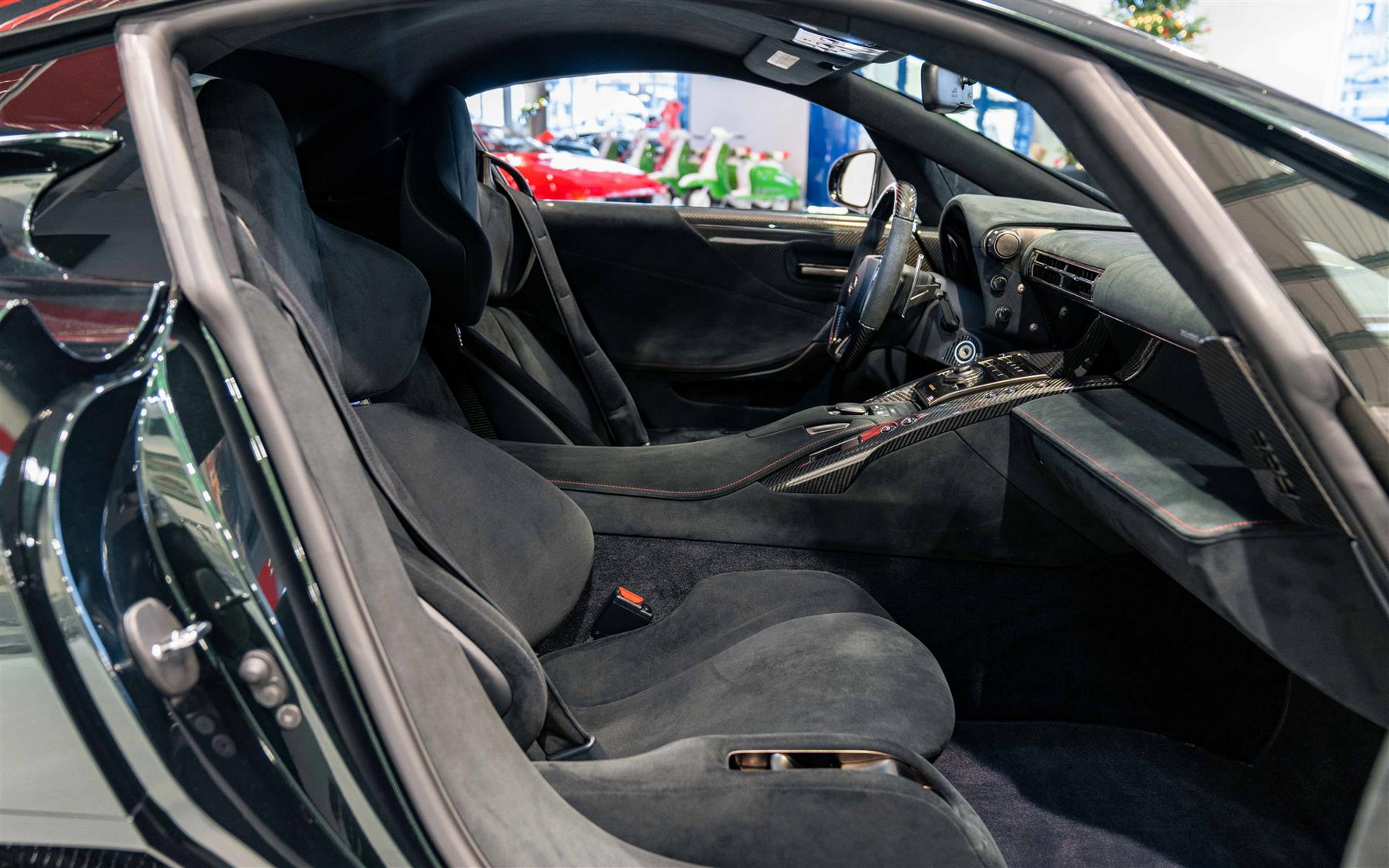 The Classiest Lexus LFA Nurburgring Edition Can Be Yours For $1.1 ...