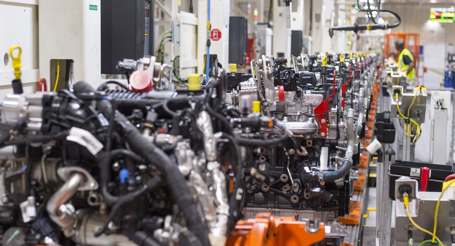 UK Automotive Production Reaches Lowest Level Since 1984 | Carscoops