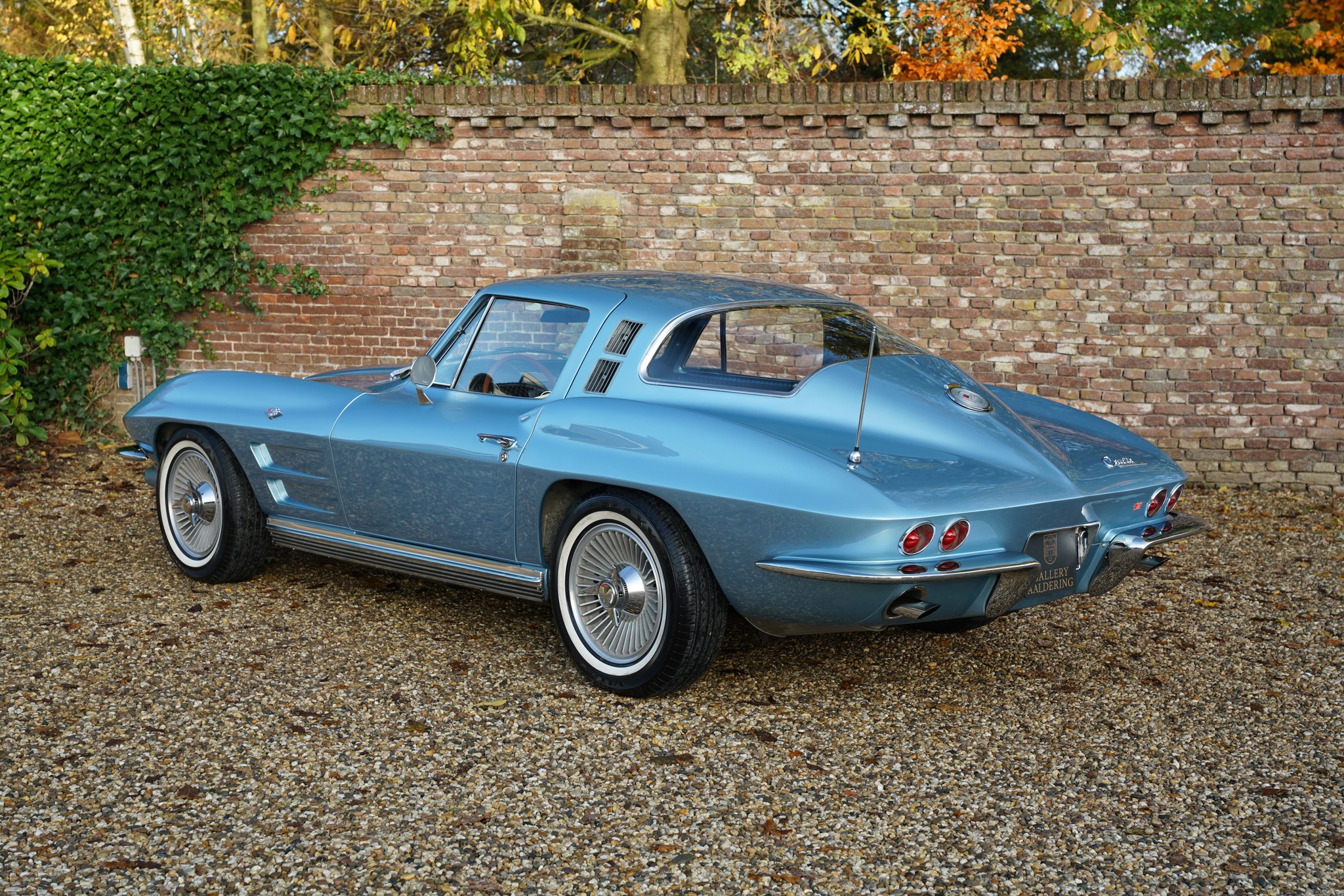 Forget European Supercars, This 1964 C2 Corvette Stingray Is The Icon ...
