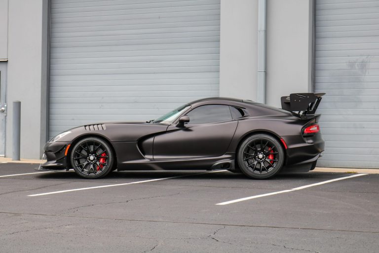 This Dodge Viper ACR Extreme Was The Very First Built For 2017 | Carscoops