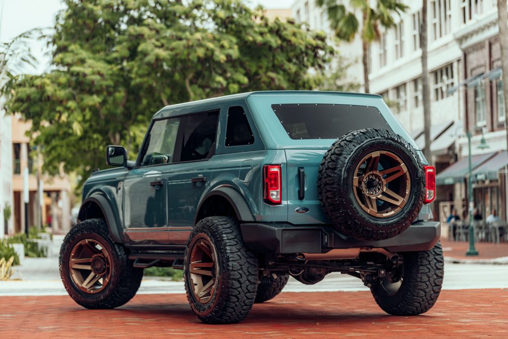 When A Jeep Shop Gets Its Hands On A Ford, The Result Is 700 HP Coyote ...