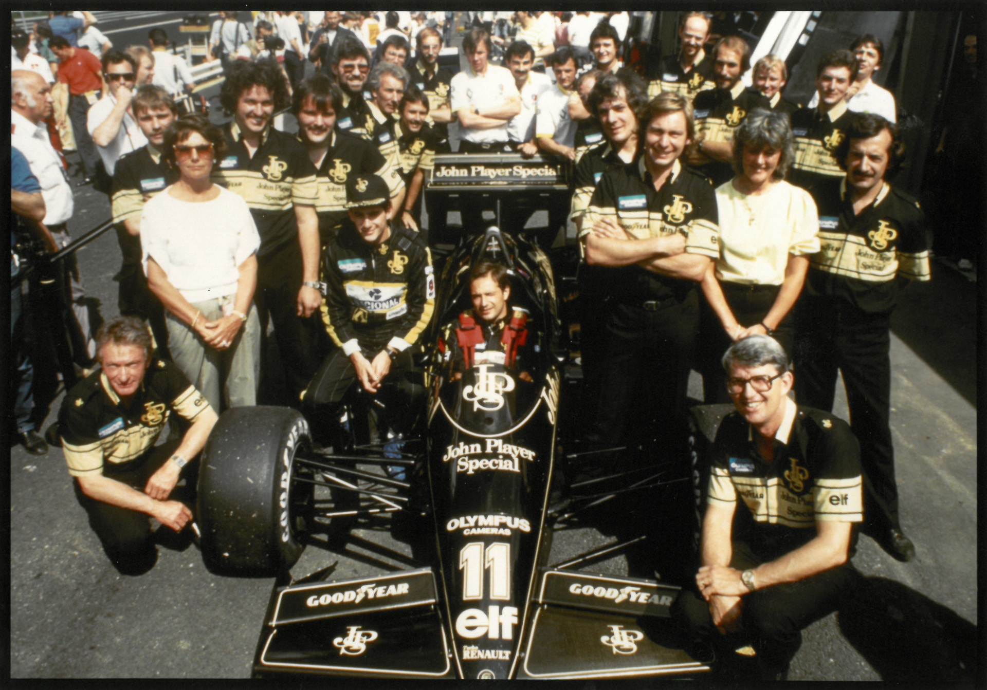 Hazel Chapman, Racing Driver And Lotus Co-Founder, Passes Away At Age ...