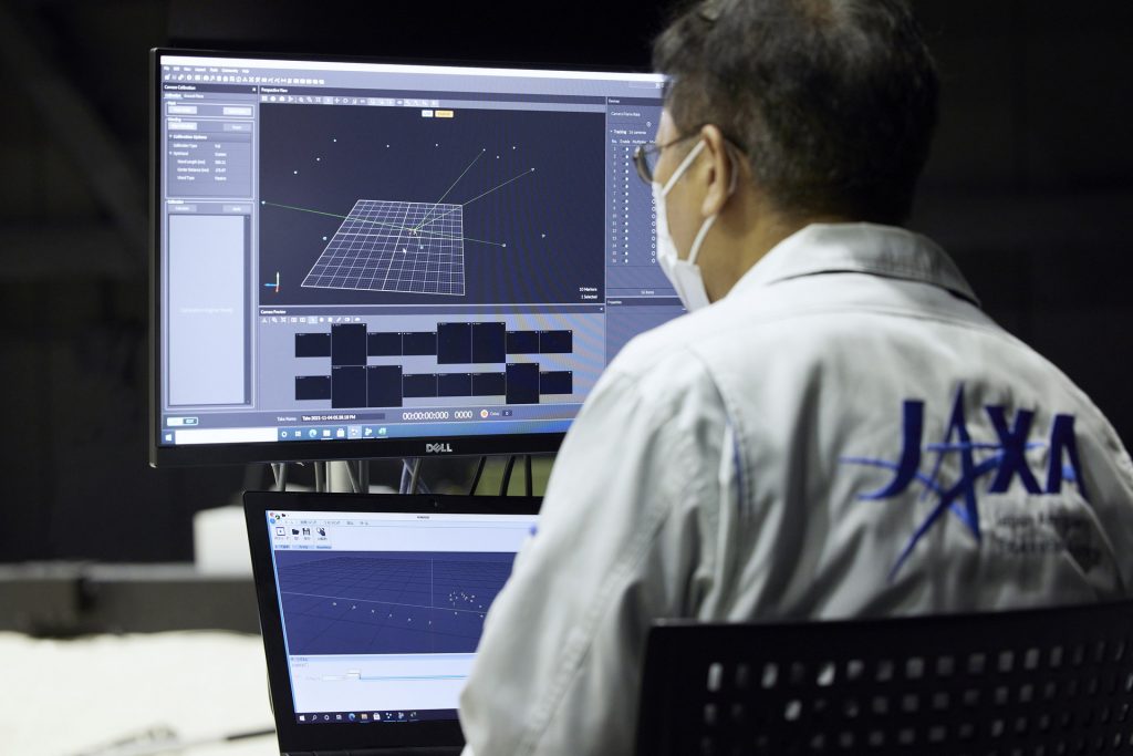 Nissan And JAXA Lunar Rover Prototype Looks Like A Box On Wheels, Uses ...