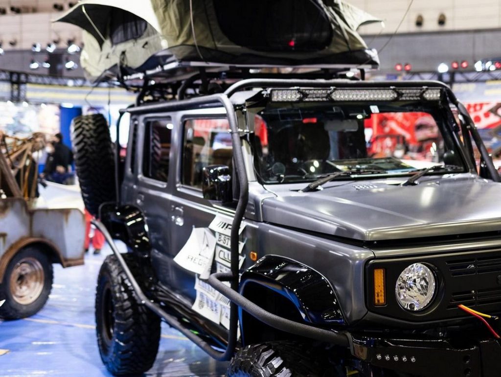 Japanese Students Built A Lifted Five-Door Suzuki Jimny Called ...