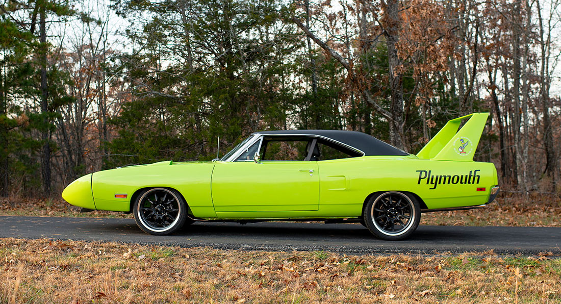This Plymouth Superbird Replica Is Powered By A Mighty Hellcat Engine ...