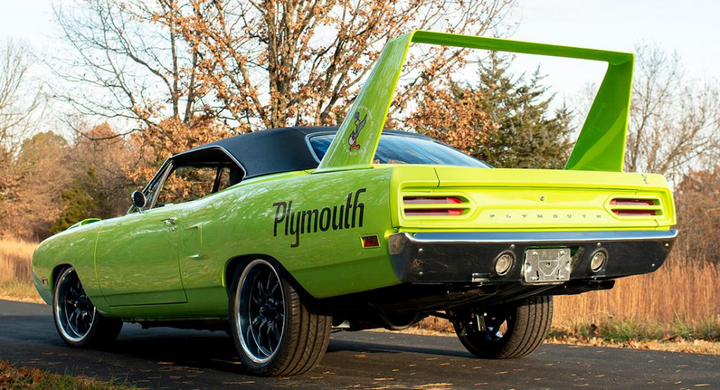 This Plymouth Superbird Replica Is Powered By A Mighty Hellcat Engine ...