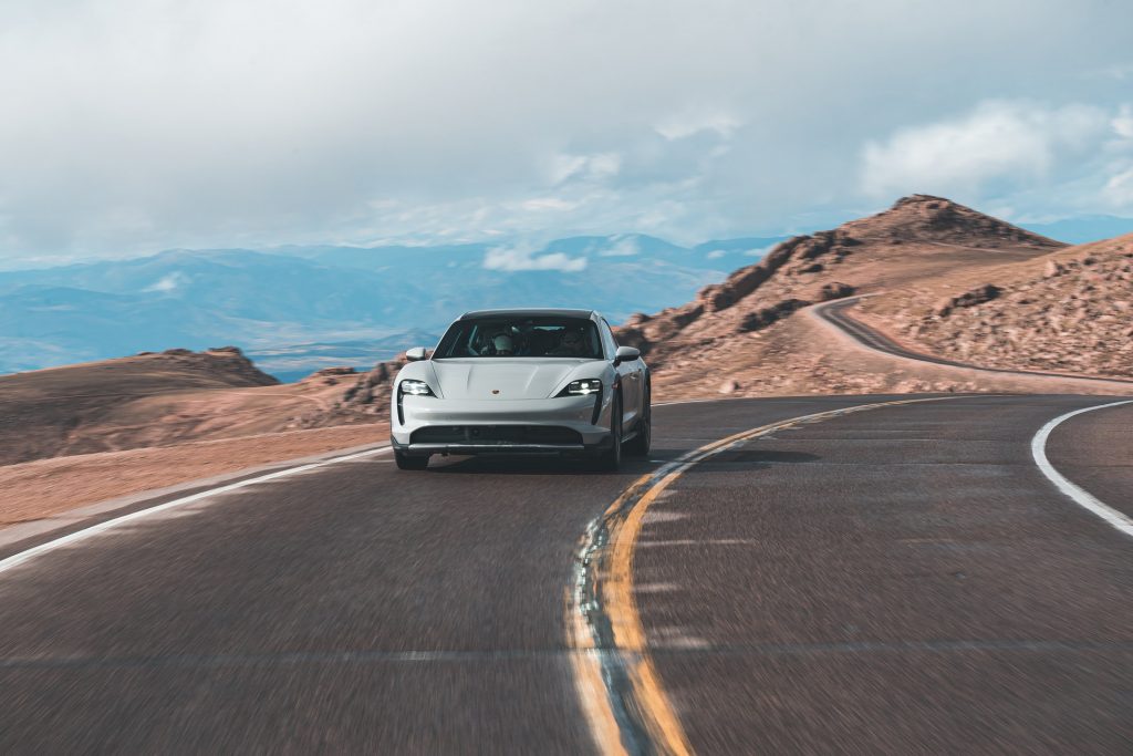 Porsche Breaks The World Record For The Greatest Altitude Change Ever ...