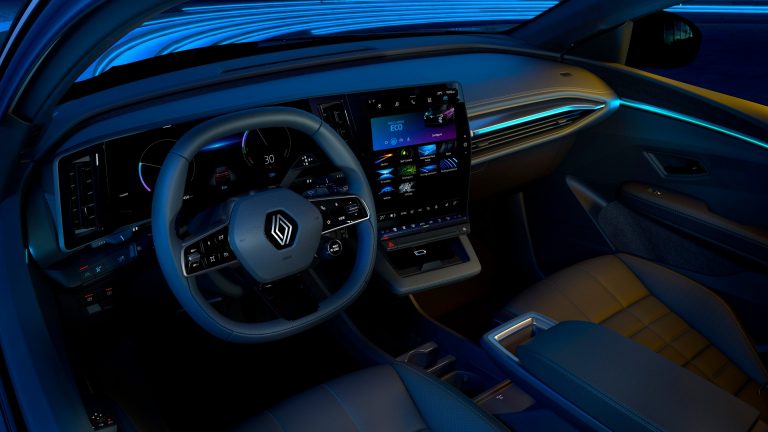 Renault Megane E-Tech’s Displays Have Smaller Pixels Than The Latest ...