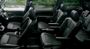 Toyota Noah And Voxy Minivans Debut In Japan With Up To Eight Seats And ...