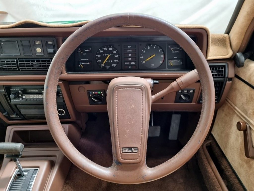 Holden Commodore 2022 Interior