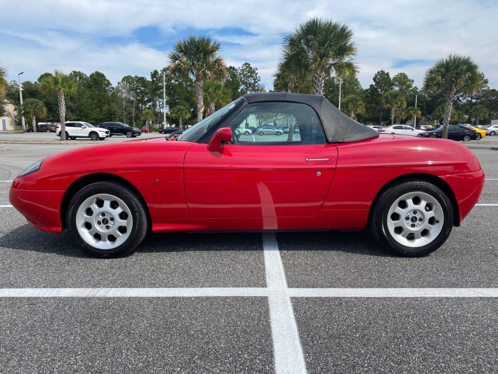 The Fiat Barchetta Is A Quirky Little Roadster And You Can Pick From ...