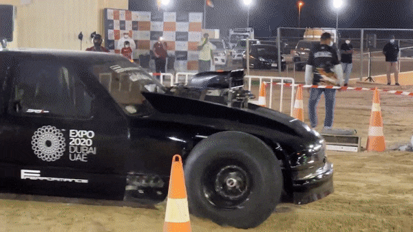 Abu Dhabi’s Insane Sand Drag Racers Have Up To 4,000 HP | Carscoops