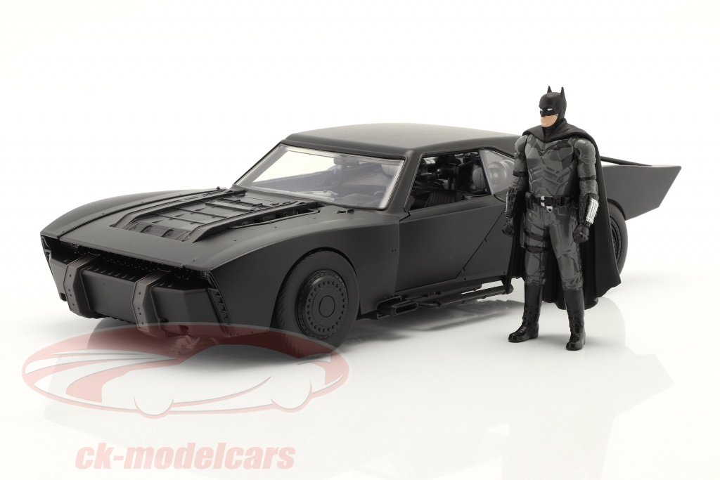 New Batmobile Toy For ‘The Batman’ Movie Shows Off Details Of The Car ...