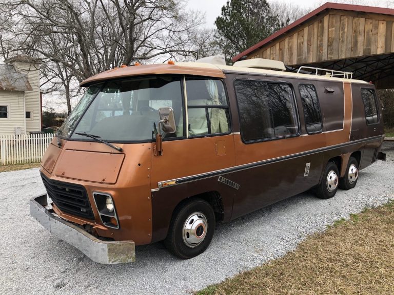 Take A Road Trip Back To 1973 With This Funky GMC MotorHome | Carscoops