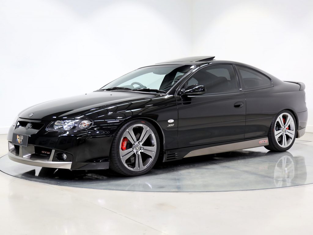 Aussie 2004 HSV GTS 300 Coupe Will Cost You As Much As A Used Gallardo ...