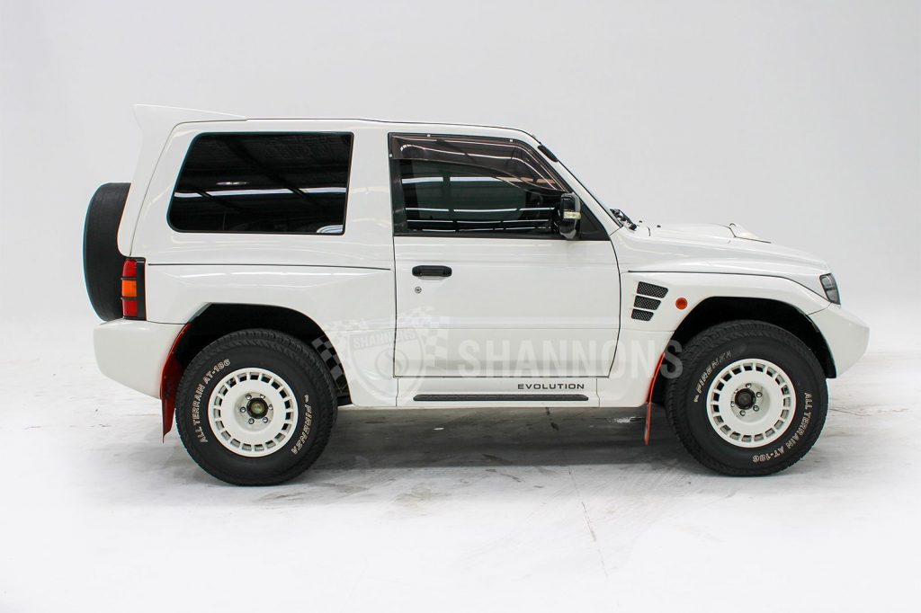 Do Off-Roaders Get Any Cooler Than This Mitsubishi Pajero Evolution ...