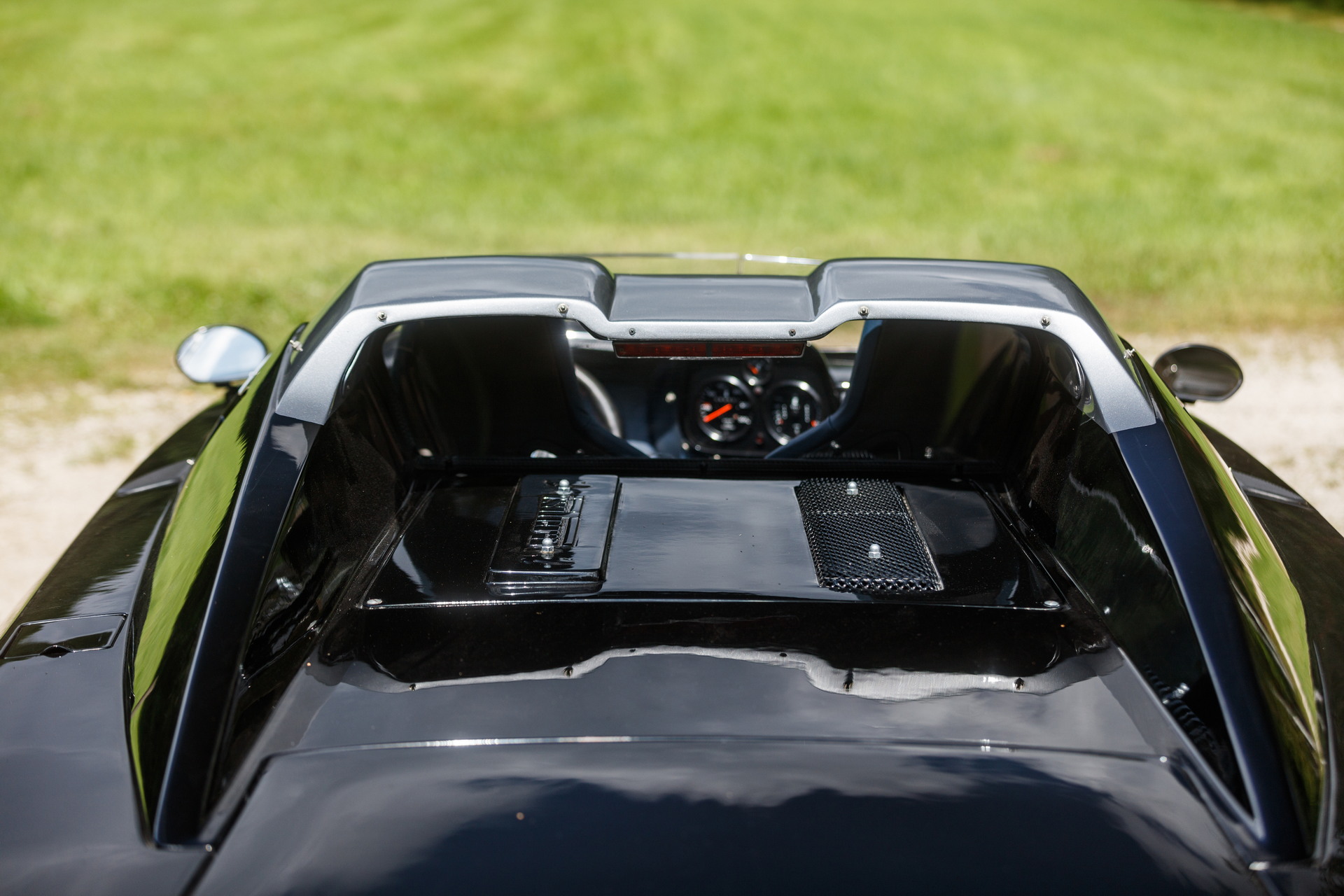 This Super Rare Isdera Spyder 036i Might Be The Most Unique Way To ...