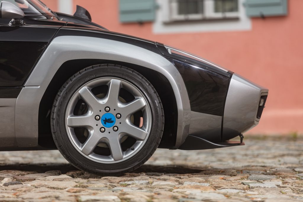 This Super Rare Isdera Spyder 036i Might Be The Most Unique Way To ...