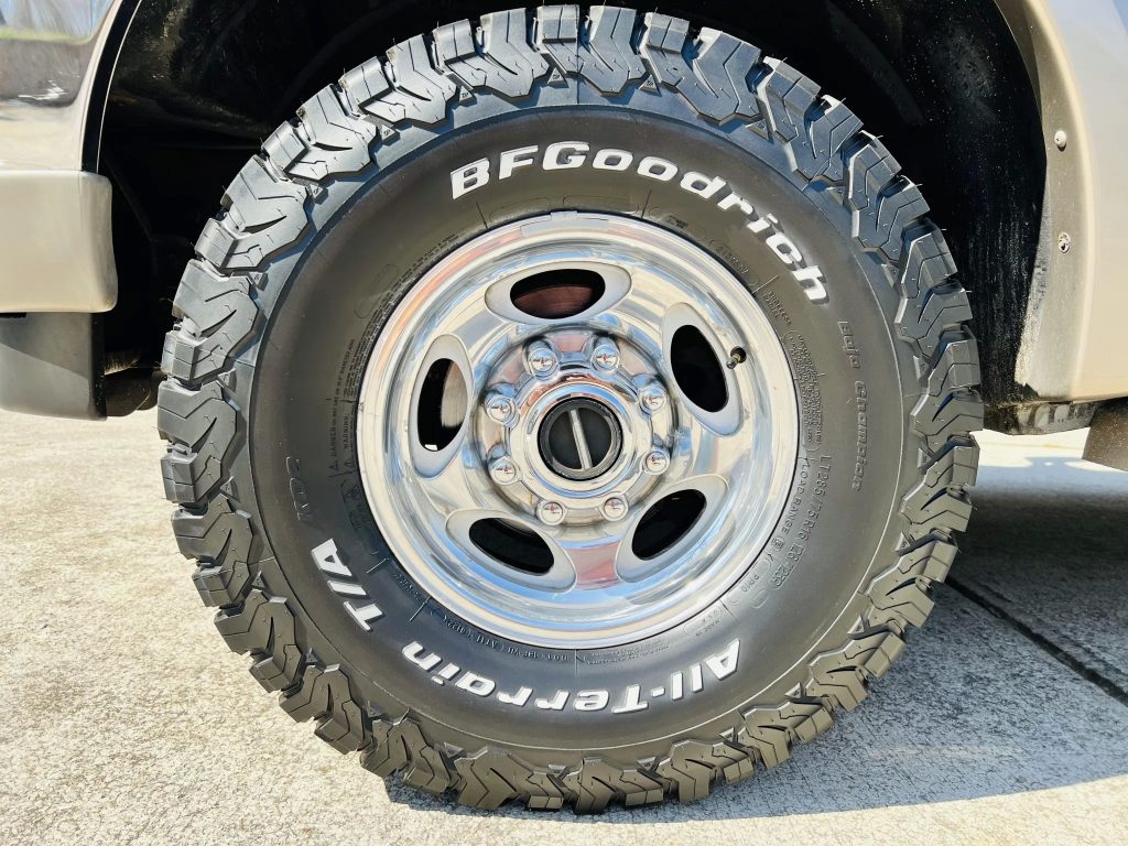 Say What? Someone Dropped $67,500 On A Ford Excursion With 101,000 ...
