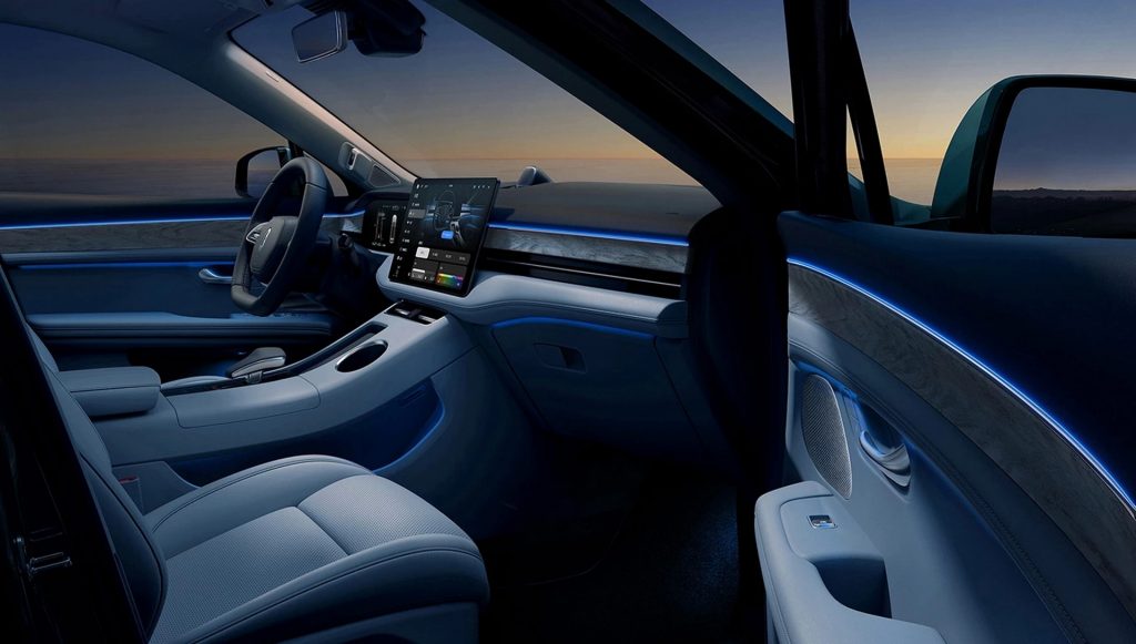 Aito M5 PHEV SUV Launched In China With Huawei Tech And Range-Extender ...