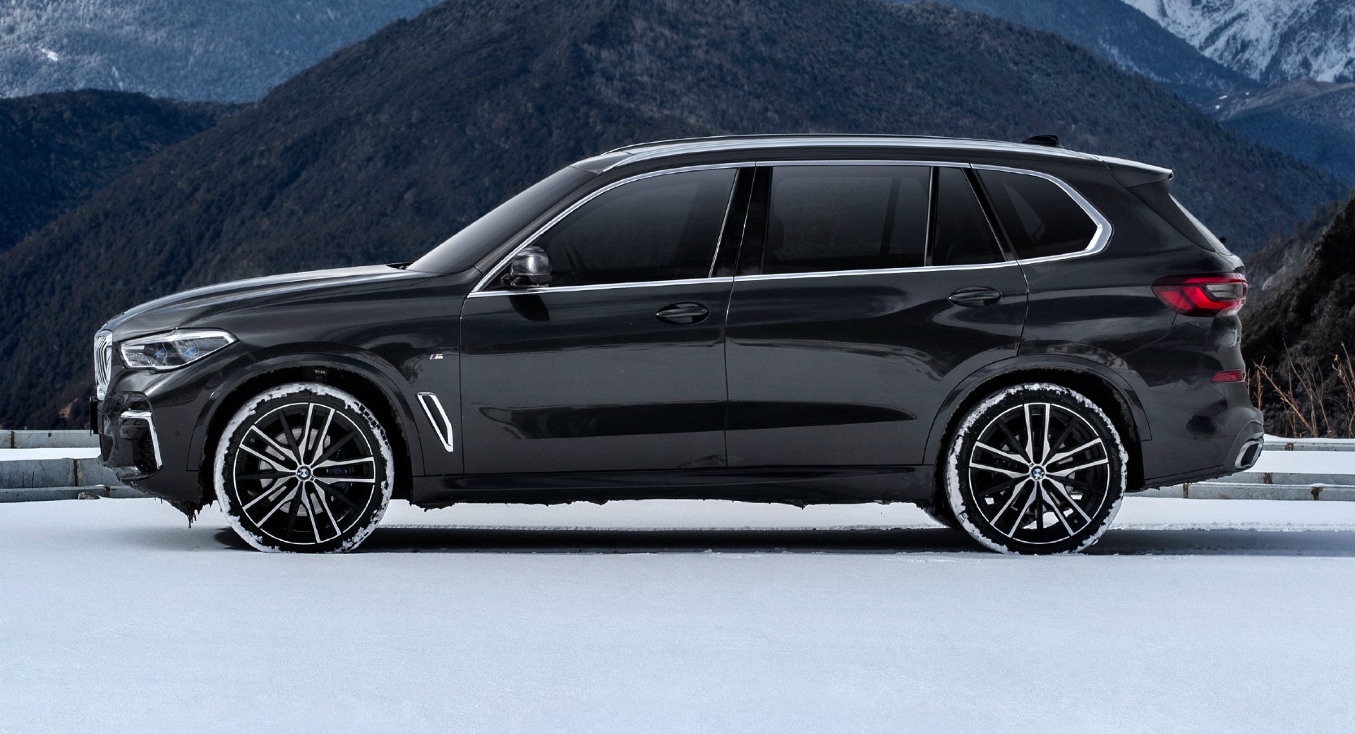 BMW X5 Li Unveiled In China With X7 Matching Longer Wheelbase Carscoops