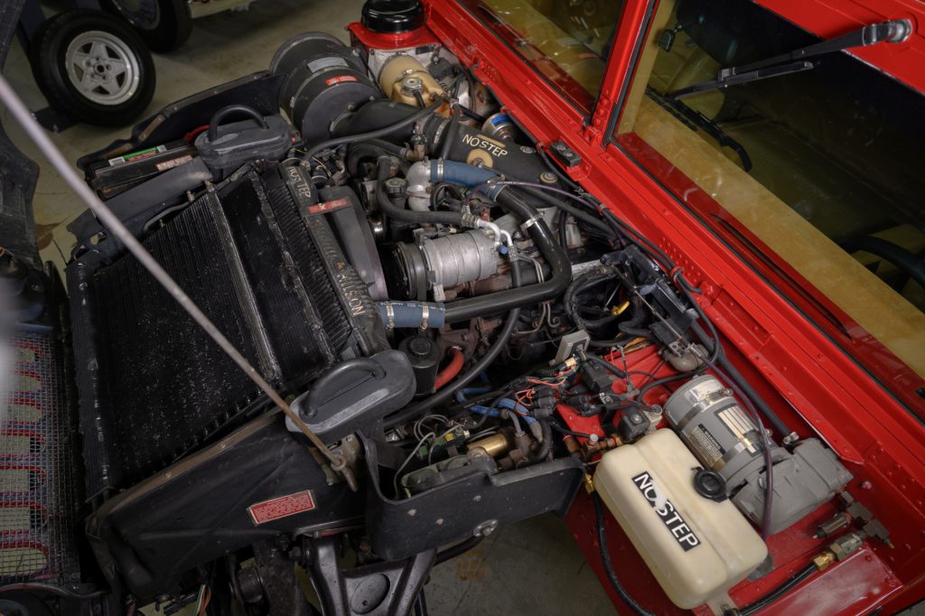 Rare 1995 Hummer H1 Truck Will Make You Forget About The Electric One ...