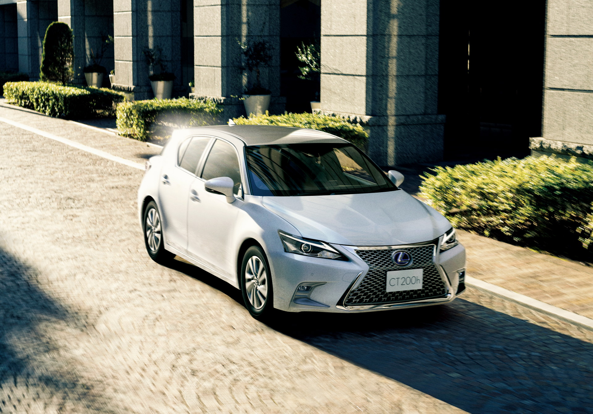 Lexus Sends Off The CT 200h With “Cherised Touring” Special Edition In ...