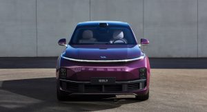 Li Auto L9 Is A Chinese PHEV With Premium Features, 124-Mile EV Range ...