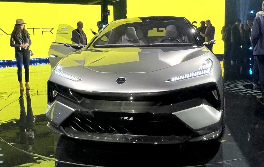 All-Electric 2024 Lotus Eletre Is A Cayenne-Sized SUV With 600+ HP ...