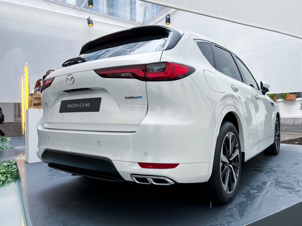 Take A Close Look At The New Mazda CX-60 That Introduces Us To Straight ...