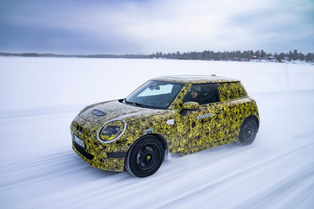 MINI Is Fine-Tuning The New 2023 Electric Hatch In The Arctic Circle ...