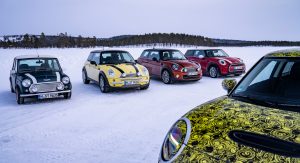 MINI Is Fine-Tuning The New 2023 Electric Hatch In The Arctic Circle ...