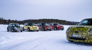 MINI Is Fine-Tuning The New 2023 Electric Hatch In The Arctic Circle ...