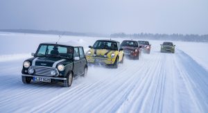 MINI Is Fine-Tuning The New 2023 Electric Hatch In The Arctic Circle ...