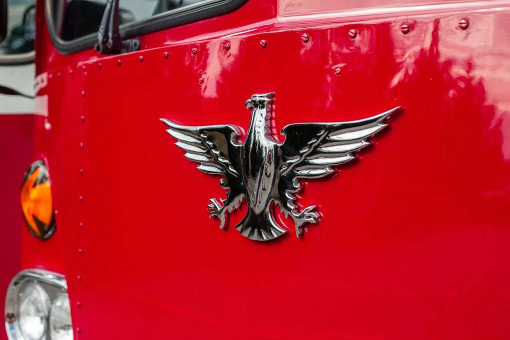 Porsche-Inspired 1963 Gillig Model 590H Bus Is The Coolest Ride You’ll ...