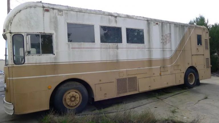 Porsche-Inspired 1963 Gillig Model 590H Bus Is The Coolest Ride You’ll ...