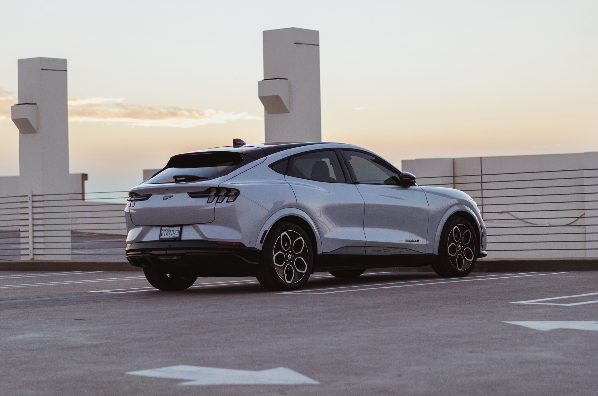 Colorado Might Be The Next State To Green-Light Digital License Plates ...