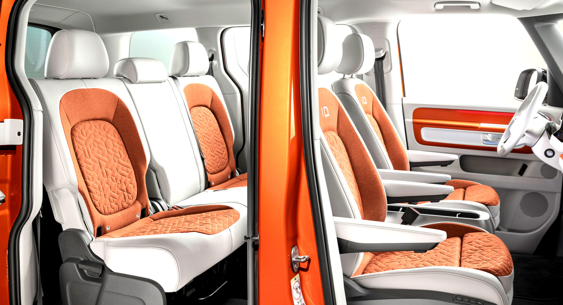 Cadillac Explains Why The Lyriq EV Doesn't Have A Frunk | Carscoops