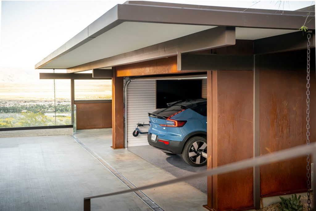 Volvo Helped Designed The Ultimate Electric Car Garage For Luxurious ...