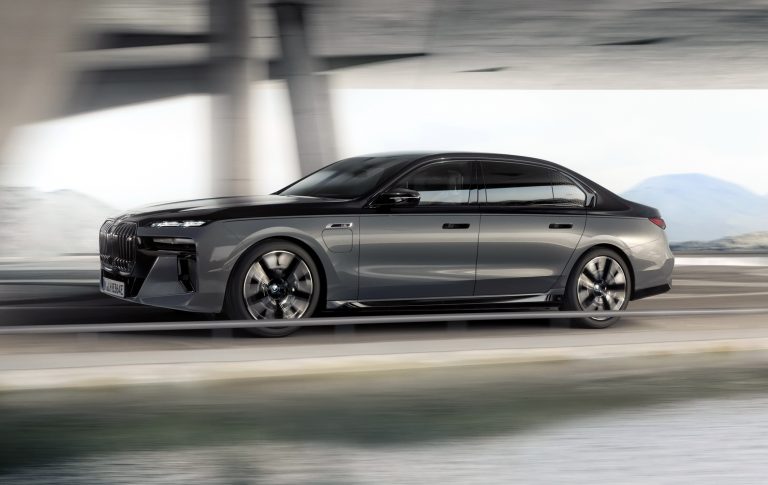New BMW M760e And i7 M70 xDrive Performance Models Coming In 2023 With ...