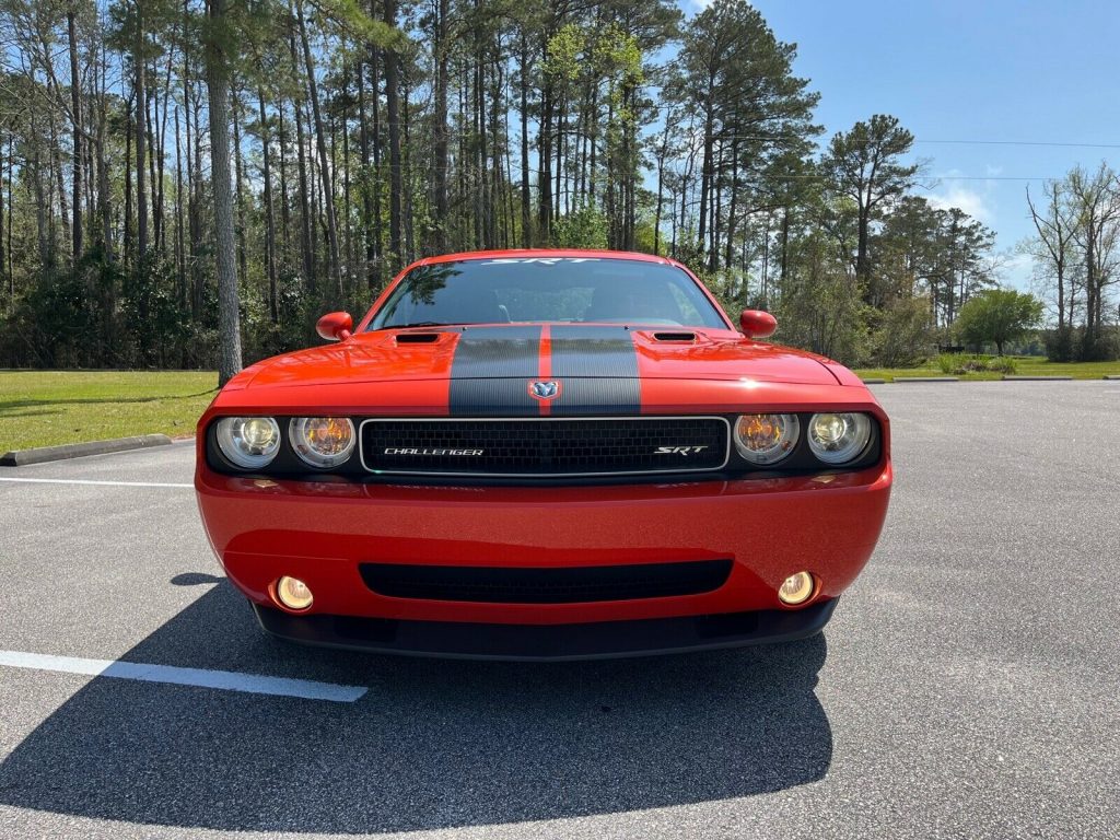 This 1,000-Mile 2008 Dodge Challenger SRT-8 Thinks It’s Worth Almost As ...