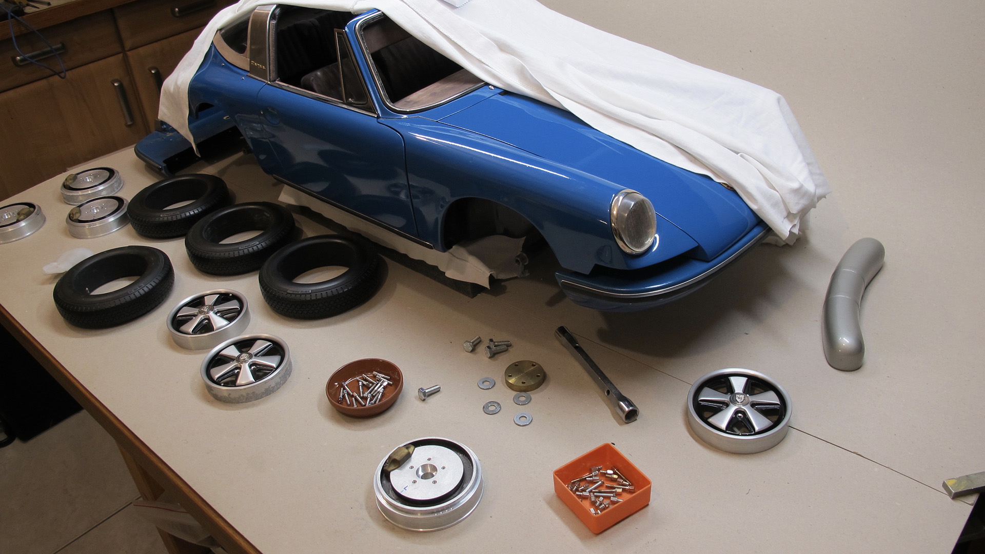 Hand-Built 1:5 Scale Porsche 911 Targa Made 50 Years Ago Is Exquisitely ...