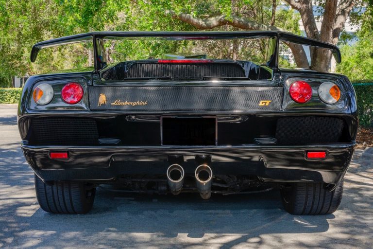 Yowzers, Someone Turned An Acura NSX Into A Fake Lamborghini Diablo GT ...