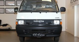 Why Hasn't Anyone Driven This Pristine 1991 Toyota HiAce? | Carscoops