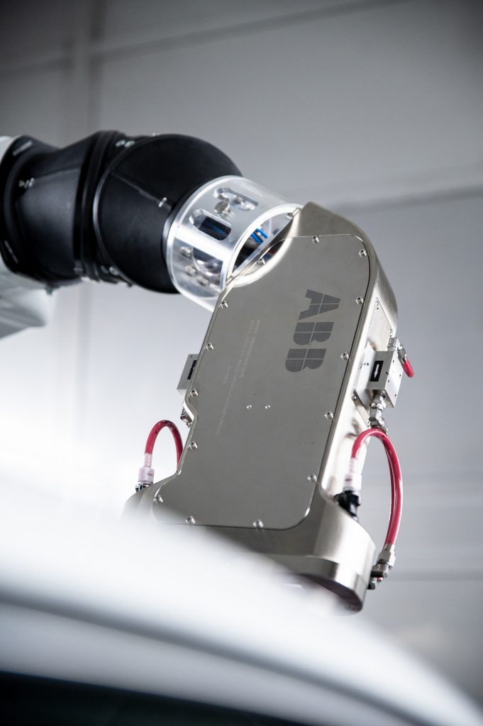ABB Shows Off Paintbot That’s So Precise it Can Paint An Art Car In 30 ...