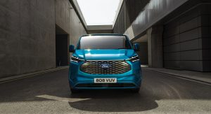 2024 Ford Transit Custom Revealed With Diesel, PHEV, And EV Powertrain ...