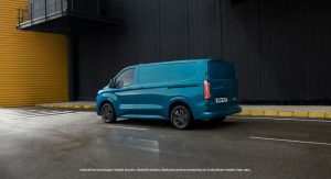 2024 Ford Transit Custom Revealed With Diesel, PHEV, And EV Powertrain ...