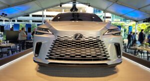 2023 Lexus RX Breaks Cover With Evolutionary Styling And A 367 HP ...